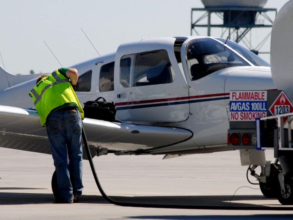 Reaching Sustainable Aviation Fuel Goals in the Airline Industry ...