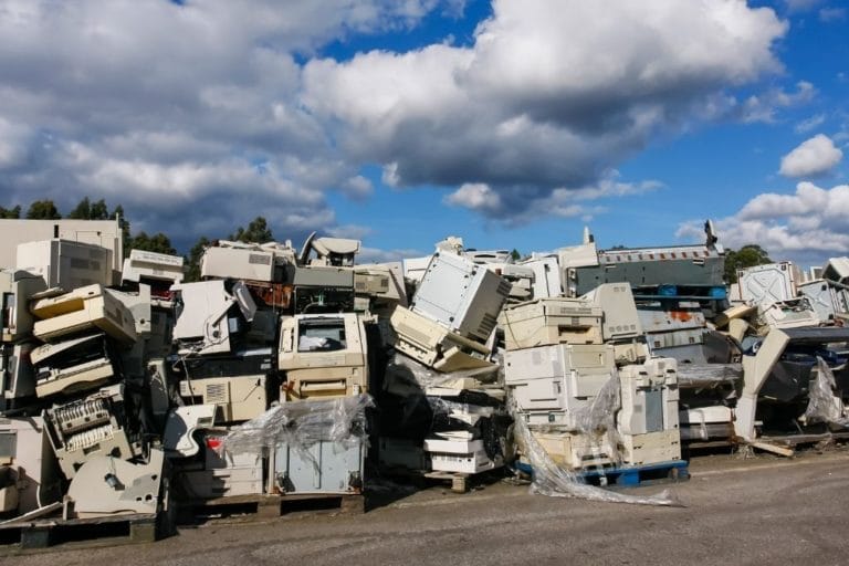 How Soaring E-Waste Pollution Is Putting Lives at Risk | Earth.Org