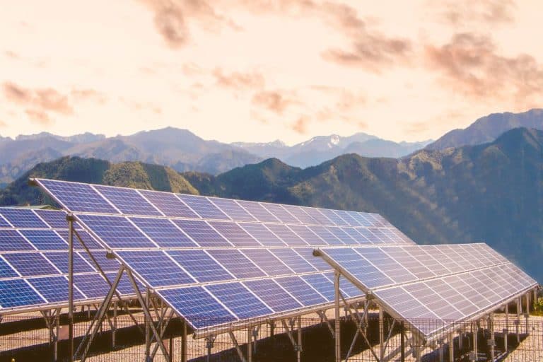 An Overview of Community Energy and Its Benefits | Earth.Org