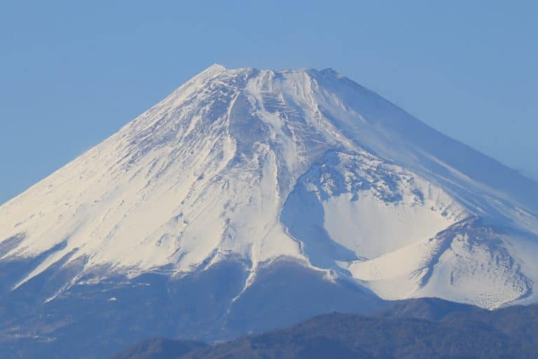 Snowless Mt Fuji Emerges as Stark Reminder of Global Warming