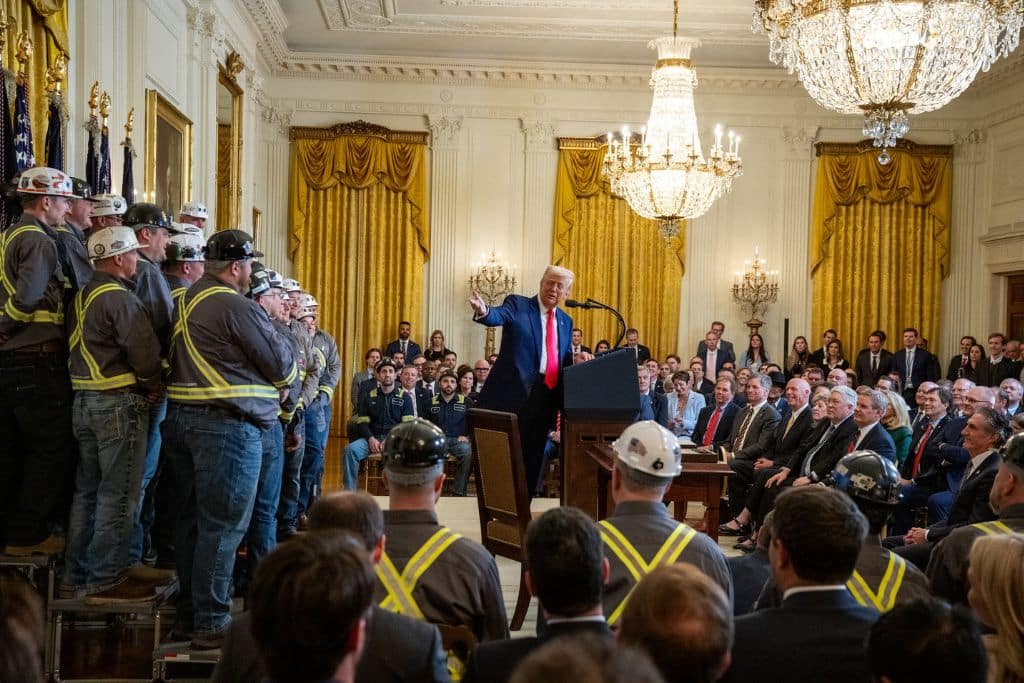 Trump's Signs Executive Orders to Revive 'Beautiful Clean Coal'