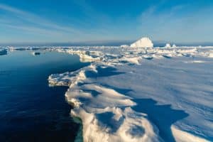Arctic Governance Amid Fragile Geopolitics and Climate Change